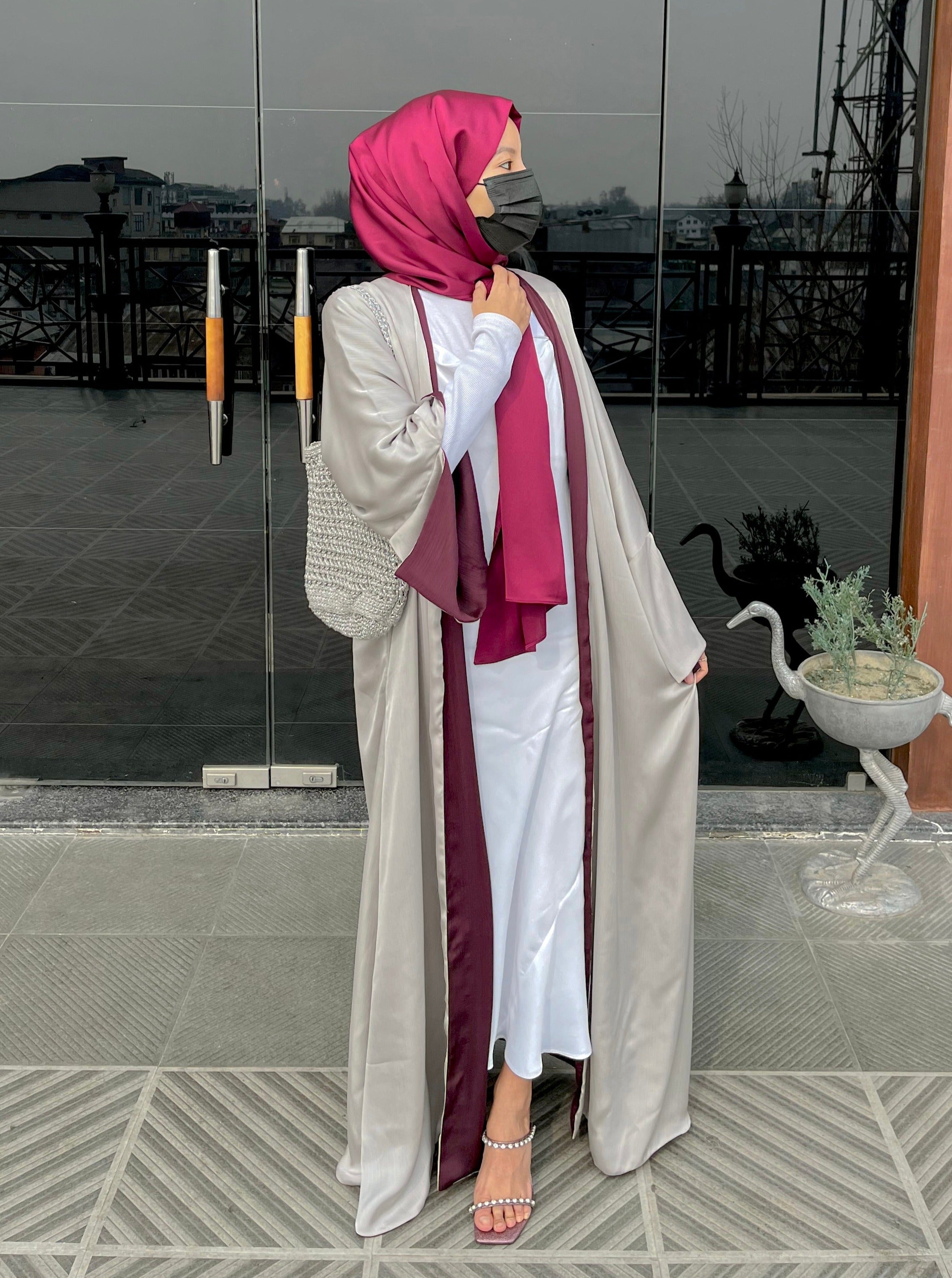 Burqa Online - Shop Stylish Burka Designs in India – Modest Essentials